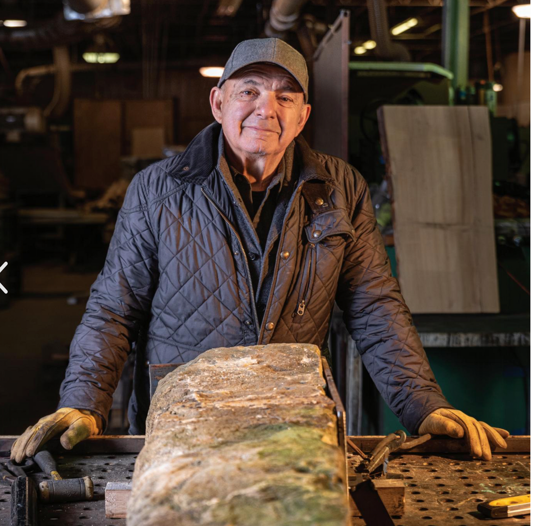 Holiday House – Paul Michael Company